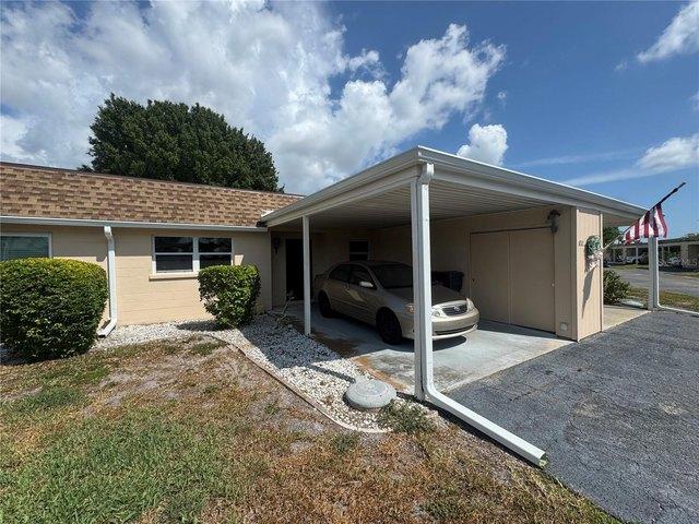 652 Park Cir, Bradenton, FL 34207
