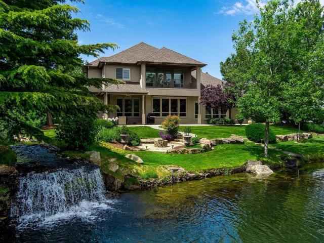652 W Water Grove Drive