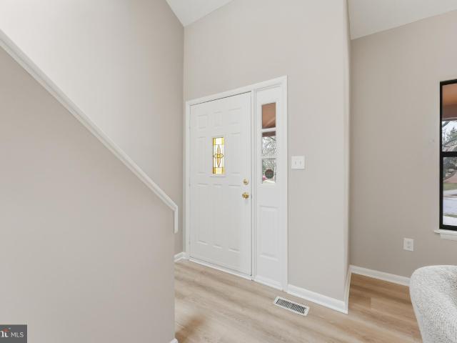 6534 Smokehouse Ct, Columbia, MD 21045 | MLS #MDHW2063 | Compass