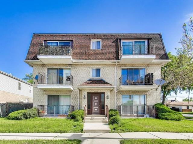 6534 W Montrose Ave Apt 1W, Harwood Heights, IL 60706