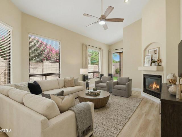 6535 N 14th Pl, Phoenix, AZ 85014 | MLS #7012 | Compass