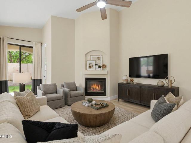 6535 N 14TH Place
