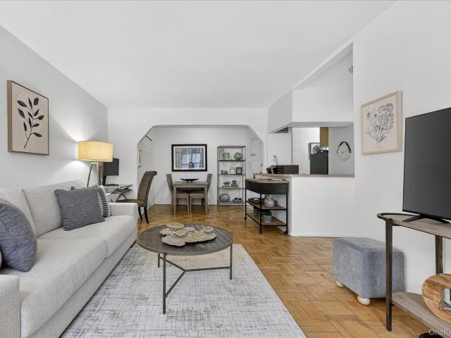 6535 Broadway, Unit 1G