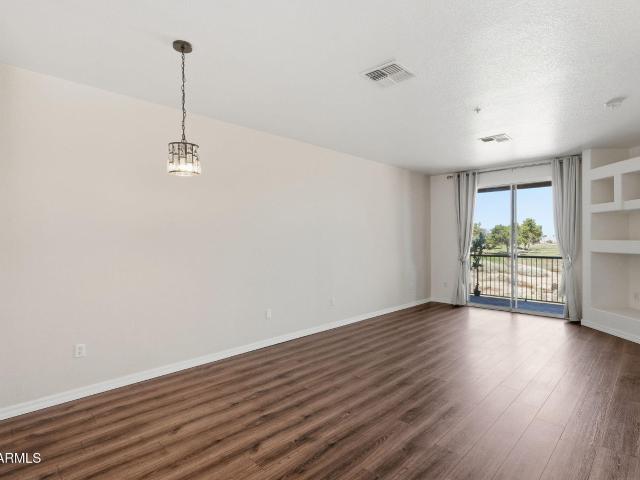6535 e superstition springs boulevard # 221