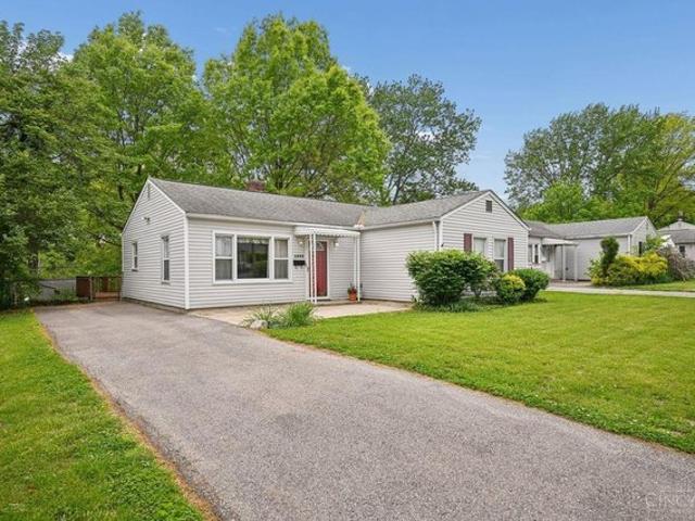 6535 Graf Dr, Cincinnati, OH 45230