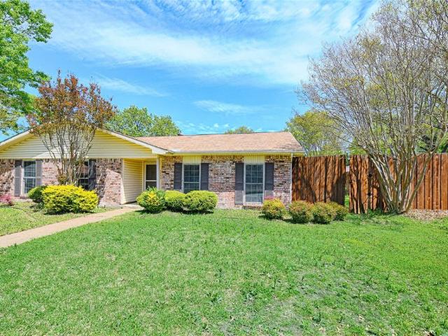 6536 Mesquite Trail
