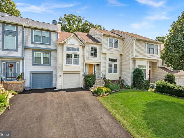 6537 Palisades Drive
