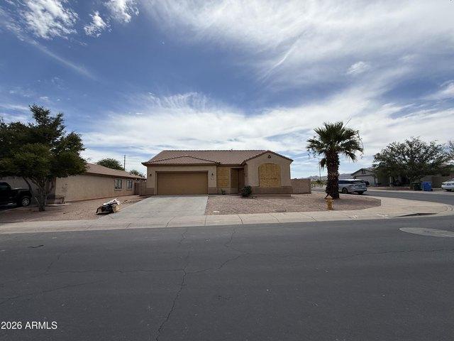6537 S 15th Dr, Phoenix, AZ 85041