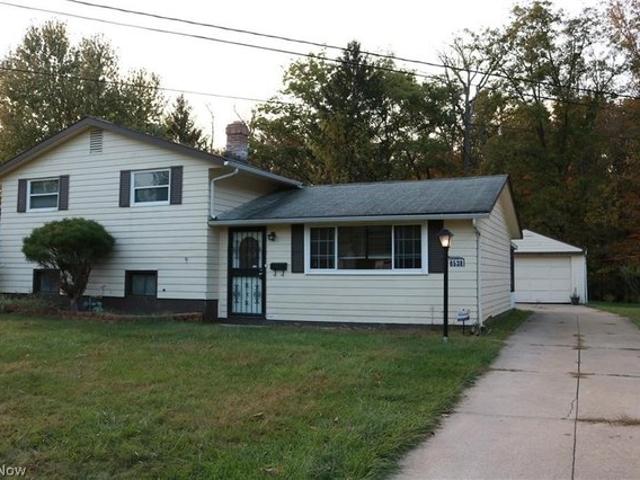 6538 Pau Ct, Bedford Heights, OH 44146