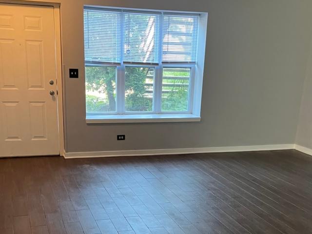 6538 S Kenwood Ave, Unit 1, Chicago, IL 60637 | MLS #12594 | Compass