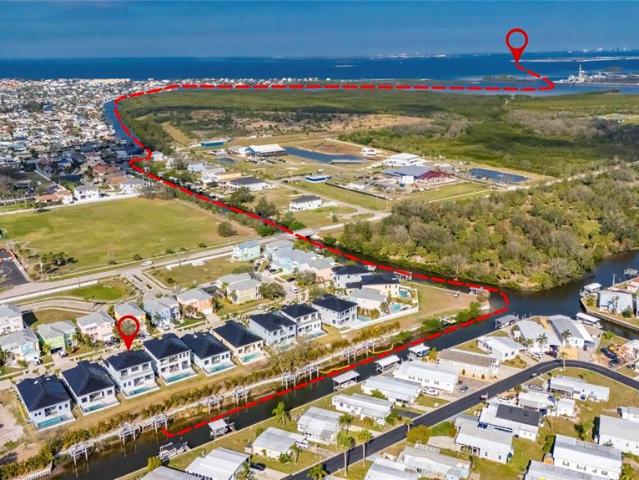 6538 Simone Shores Cir, Apollo Beach, FL 33572 | MLS #TB8346 | Compass