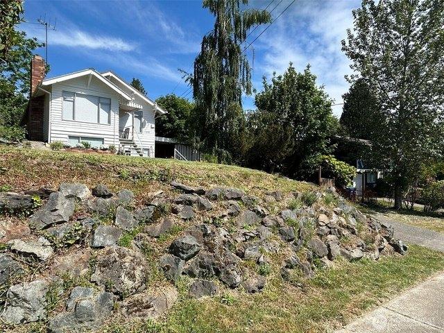 6538 51st Ave S, Seattle, WA 98118