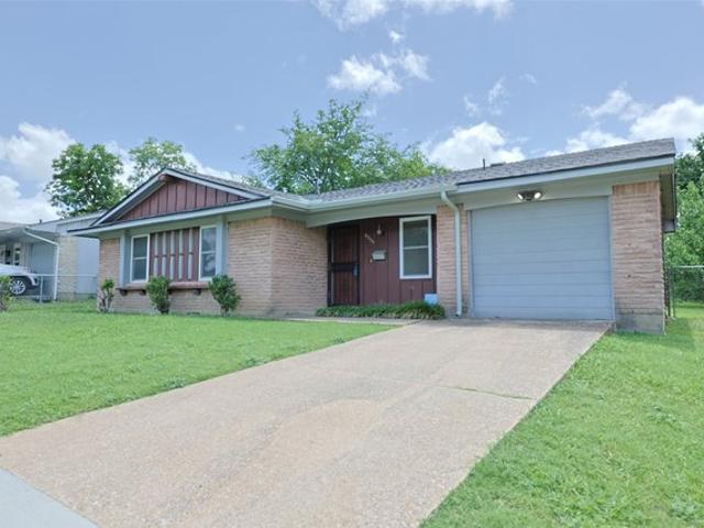 6539 Gentle River Dr, Dallas, TX 75241