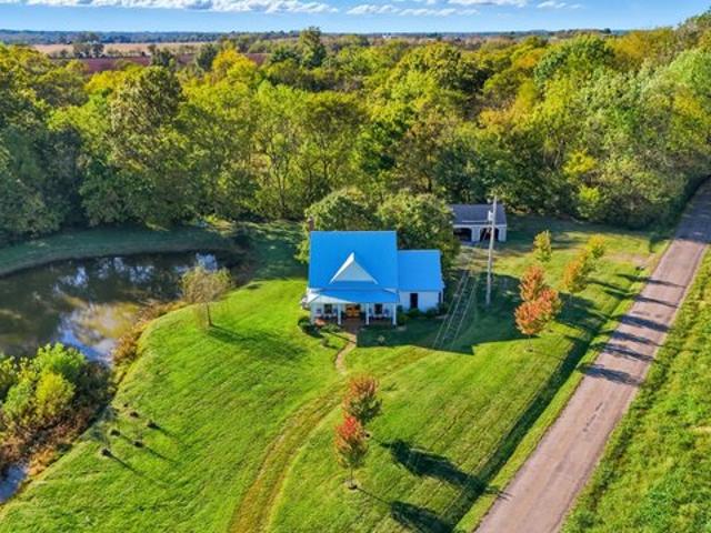 6539 Lamont Rd, Springfield, TN 37172