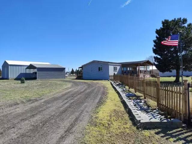 65305 94th St, Bend, OR 97703 MLS 220200501