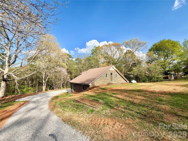 6530 Curlee Rd, Conover, NC 28613 | MLS #4365 | Compass