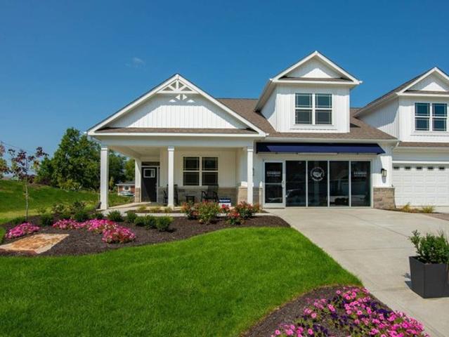 6530 Prairie Chase Dr, Whitestown, IN 46075