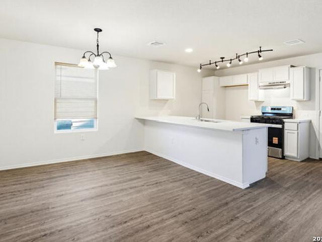 6531 Hazy Glen