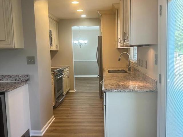 6531 Palisades Drive