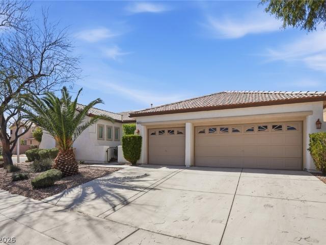 6533 N Candleglade Ct, North Las Vegas, NV 89084 | Compass