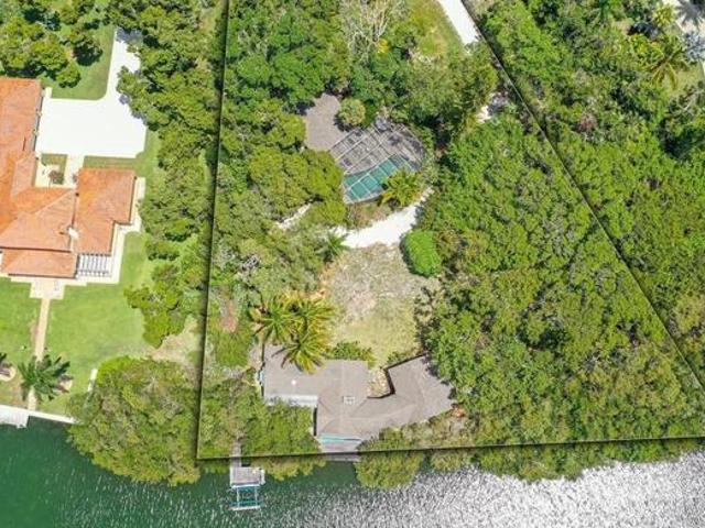 6533 Bayou Hammock Rd, Longboat Key, FL 34228