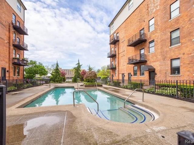 6533 E Jefferson Ave Apt 326E, Detroit, MI 48207