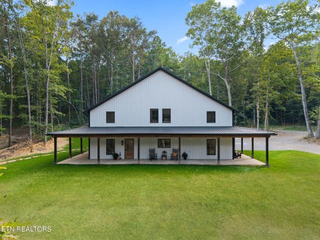 653 Briar Rd