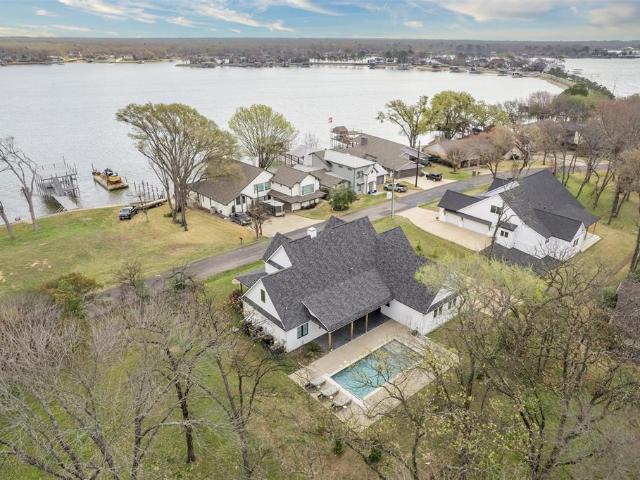 653 Enchanted Isles Drive