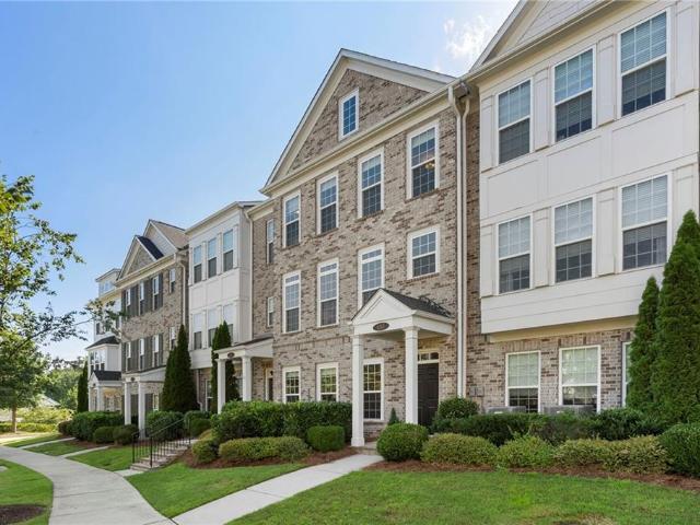 653 Hanlon Way
