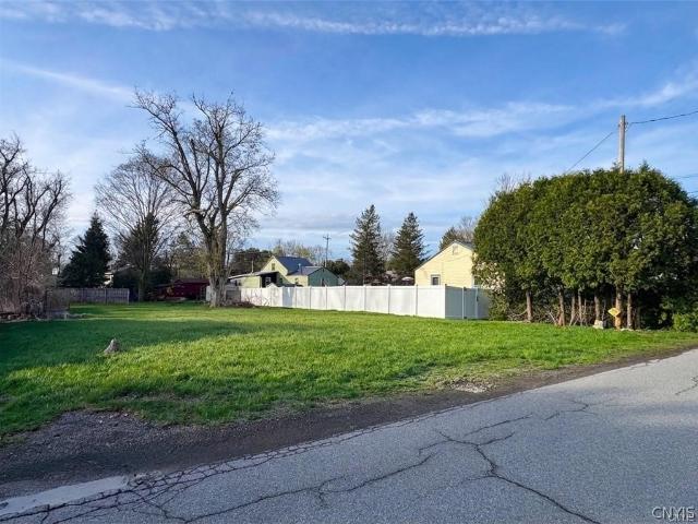 653 Manor Drive