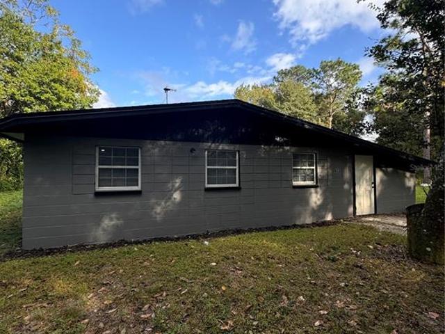 653 NE 71st Ave, Ocala, FL 34470 | MLS #OM720226 | Compass