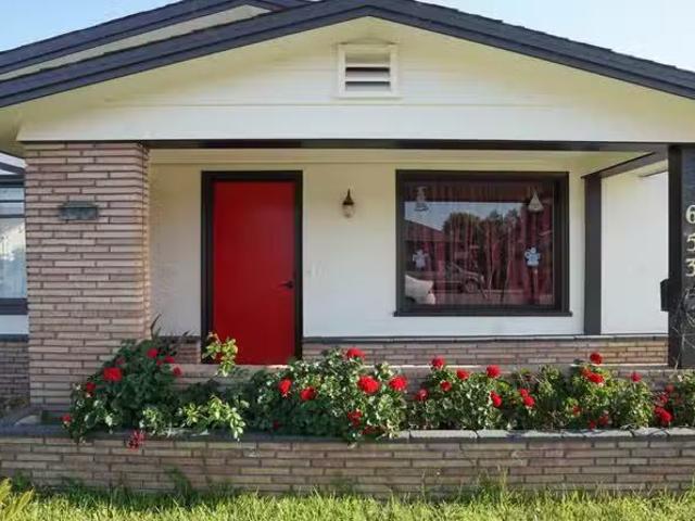 653 South St, Hollister, CA 95023 MLS ML81962367