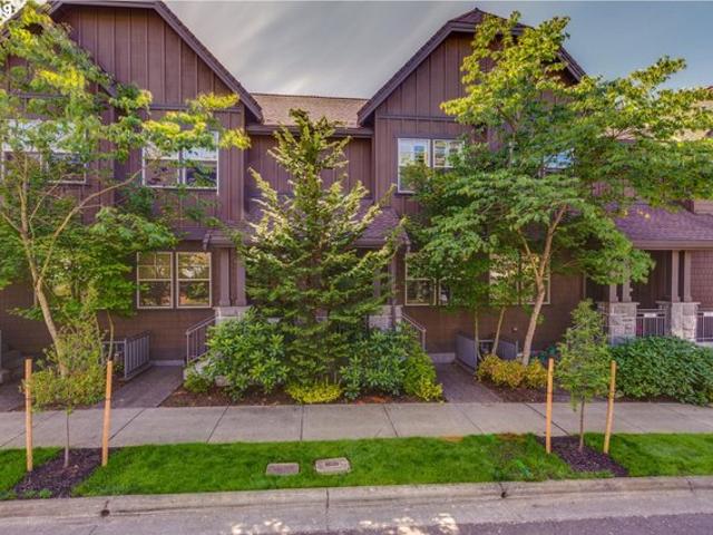 653 SW Foresta Ter, Portland, OR 97225