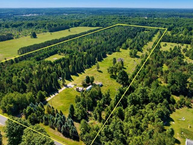 653 W Elder Rd, Mancelona, MI 49659