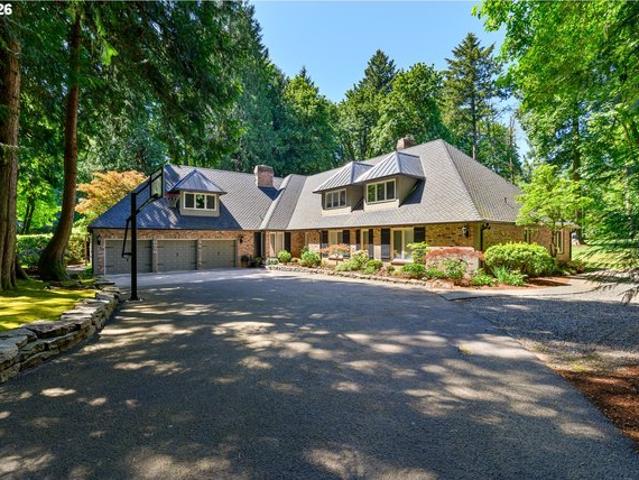653 Victoria Pl, West Linn, OR 97068