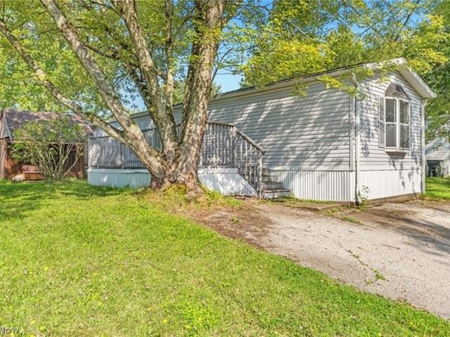 6544 Ricky Ln, Ravenna, OH 44266