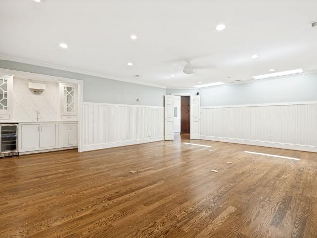 6544 Valleybrook Drive, Dallas, US, TX
