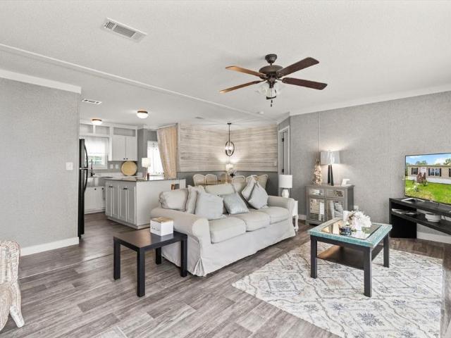 6544 W Mae Ln, Homosassa, FL 34446 | MLS #TB8402 | Compass