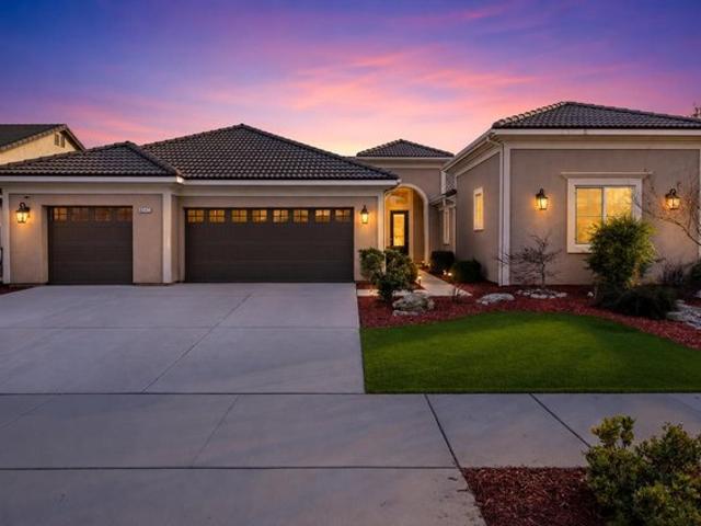6545 W Wren Ave, Visalia, CA 93291