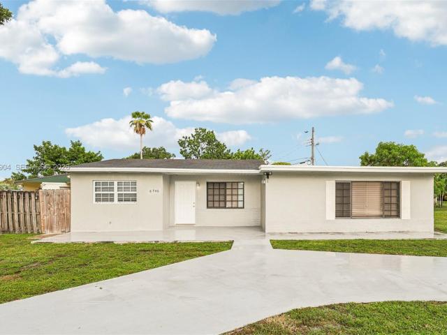 6546 SW 21st St, Miramar, FL 33023 | MLS #A11863