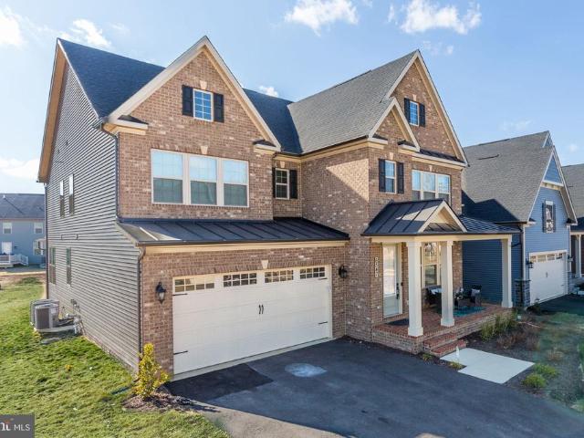 6547 Clubhouse Drive