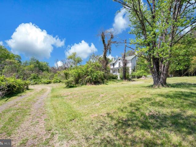 6547 Sperryville Pike