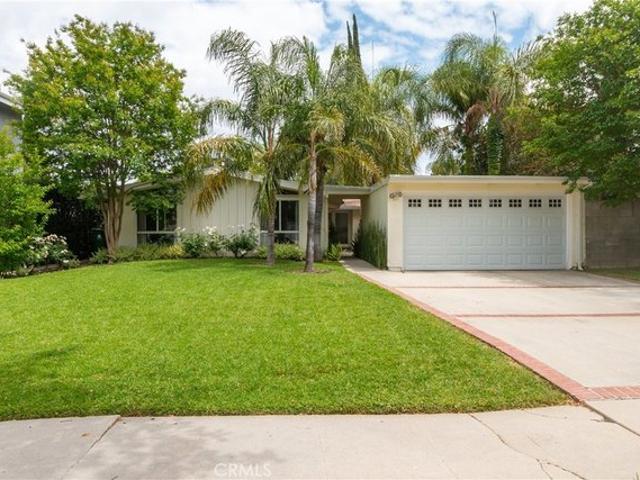 6540 Gazette Ave, Winnetka, CA 91306
