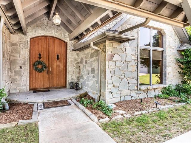 6540 S Donna Lane
