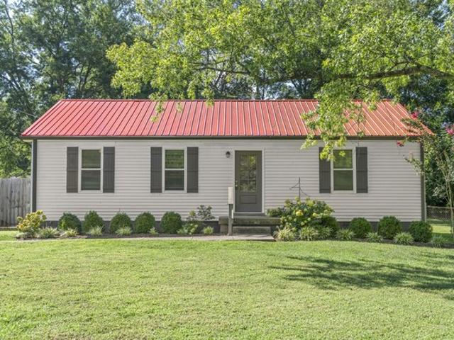 6541 Kari Dr, Murfreesboro, TN 37129