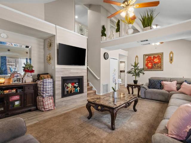 6541 Los Rios Drive