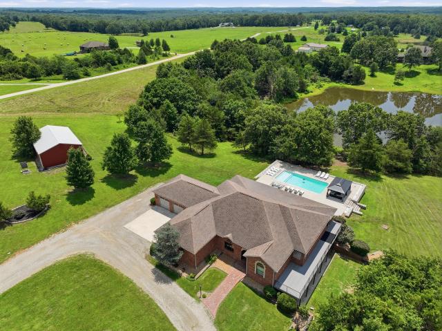6543 Private Road 1601