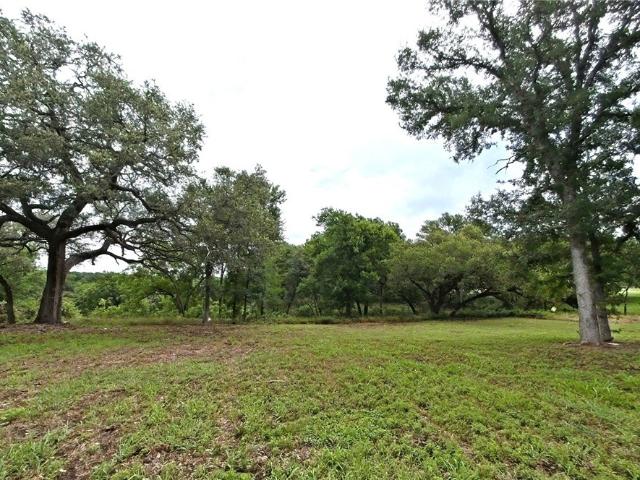 654 Creekside Dr, Belton, TX 76513 | MLS #592365 | Compass