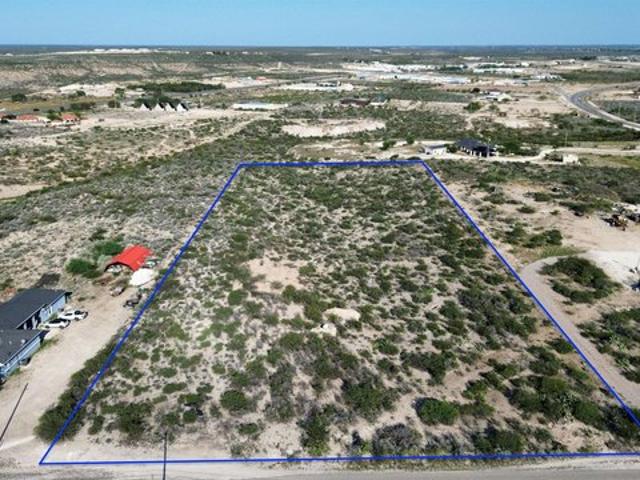654 Kenwood Ave, Del Rio, TX 78840