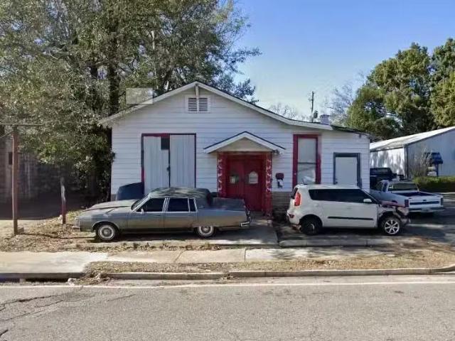 654 HOLCOMBE AVE, MOBILE, AL 36606